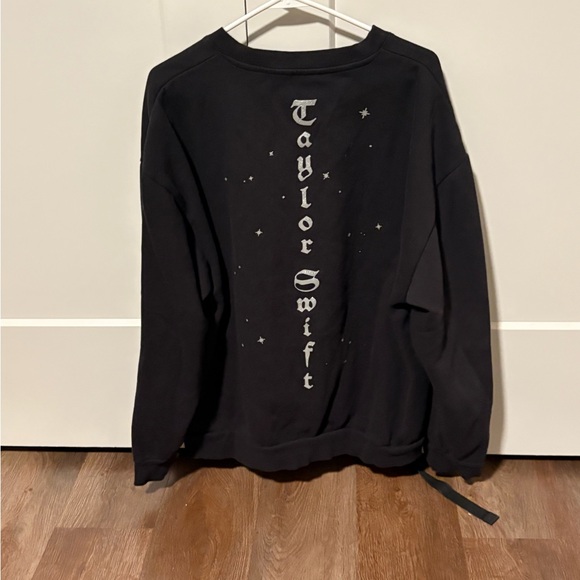 Taylor Swift | Tops | Taylor Swift Rep Sweatshirt | Poshmark